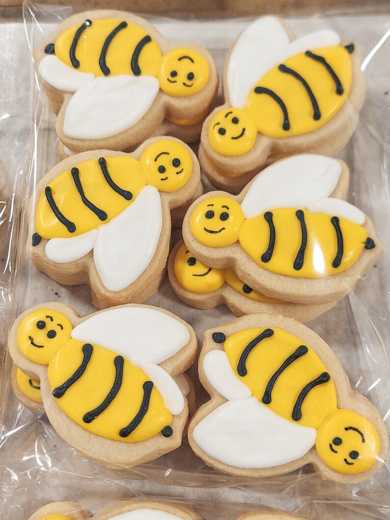 Mini Bumble Bee Cookies (2 Dozen) - Etsy