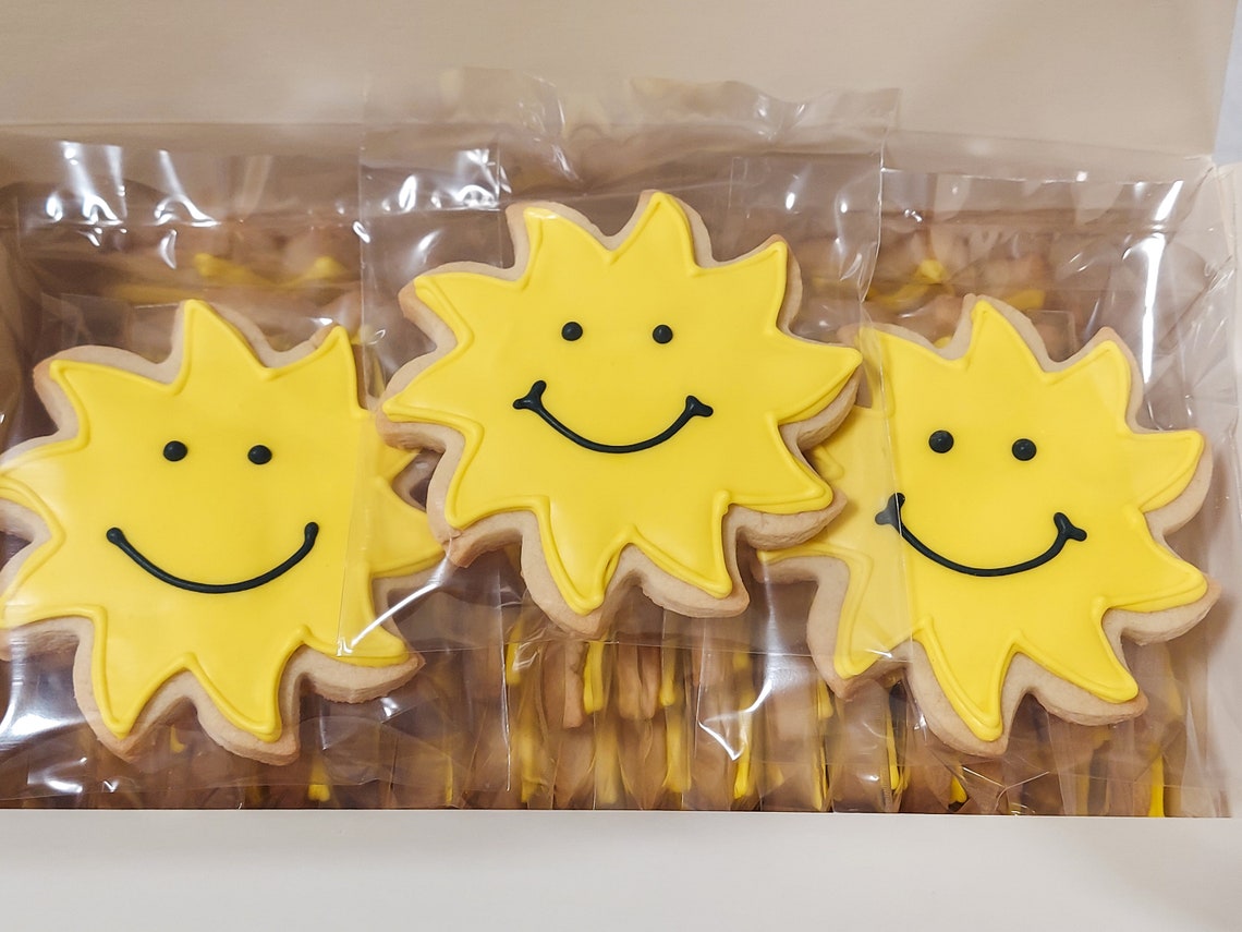 Smiley Sun Cookies (1 Dozen) - Etsy