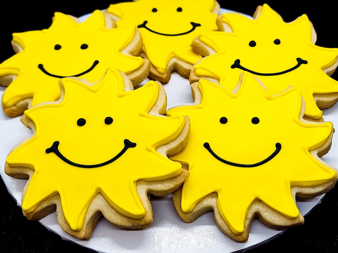 Smiley Sun Cookies (1 Dozen) - Etsy