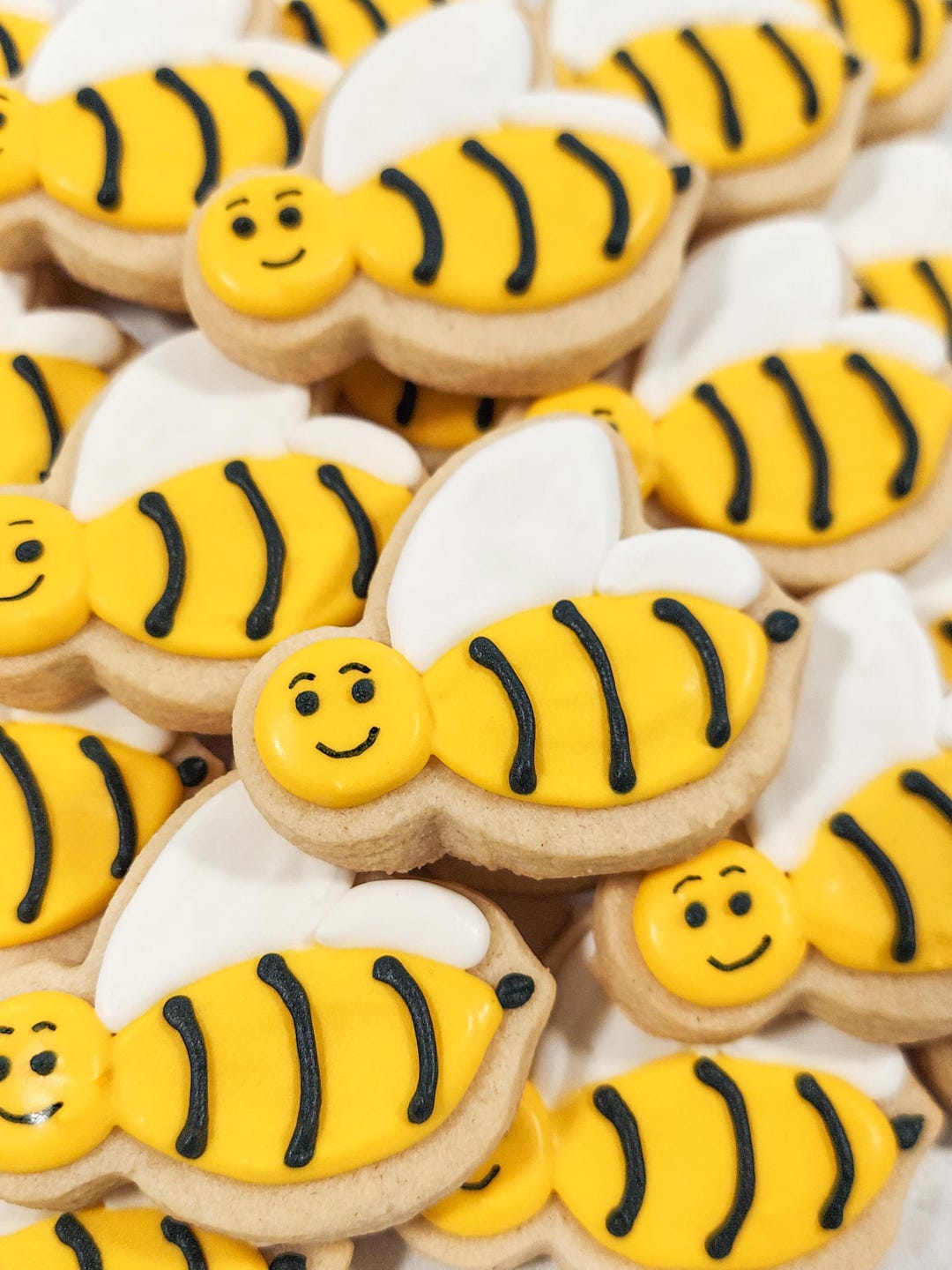 Mini Bumble Bee Cookies (2 Dozen) - Etsy