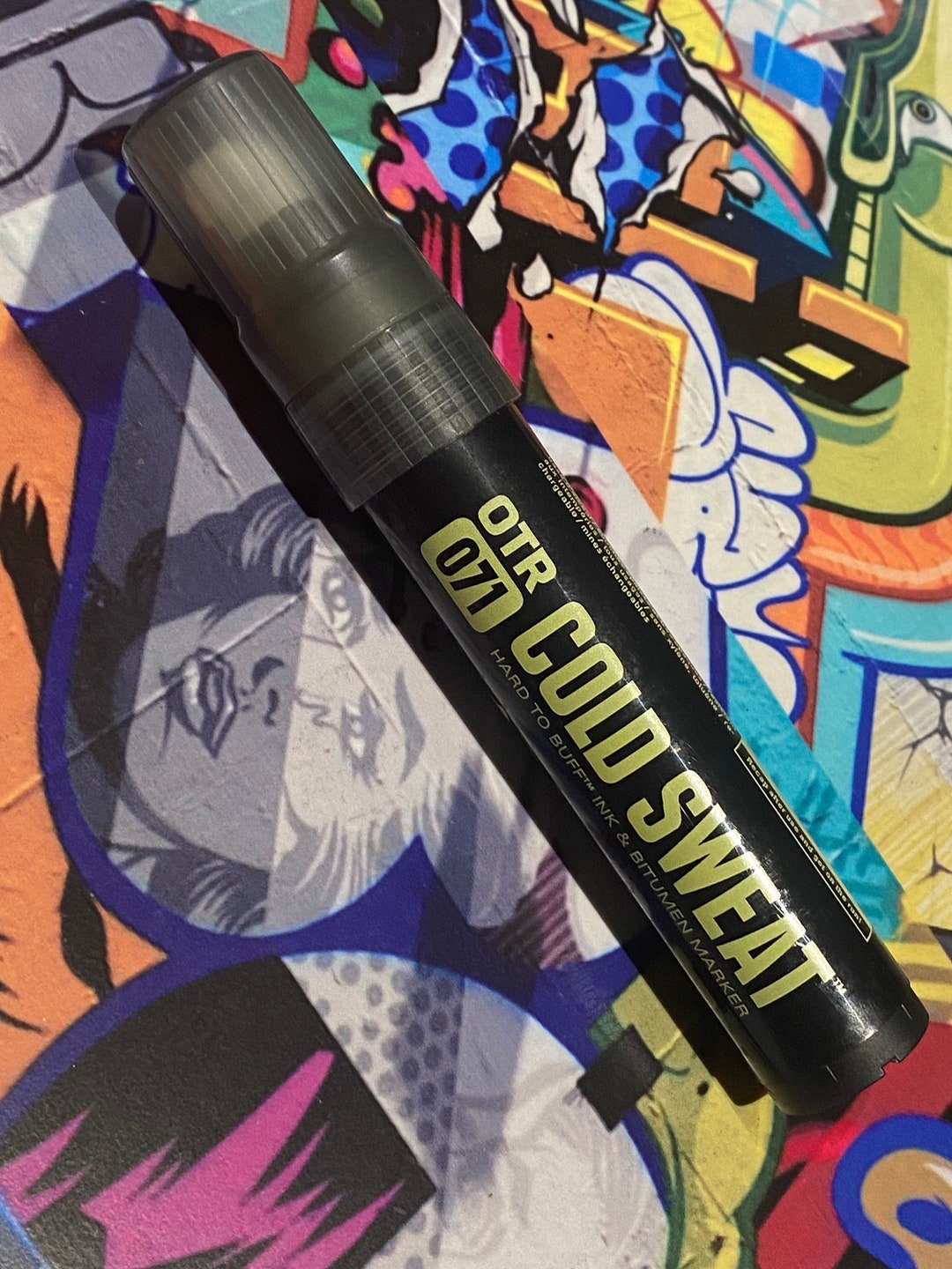 On the Run OTR 071 Cold Sweat hard to Buff Ink and Bitumen Marker pitch ...