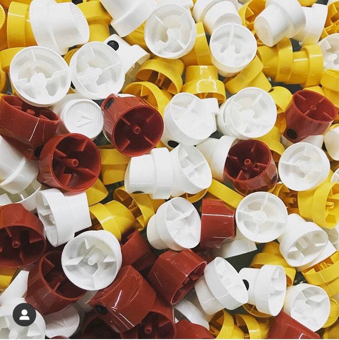 Assorted 50 Spray Paint Caps--tips--skinny Caps--cap Adaptors--fat Caps ...