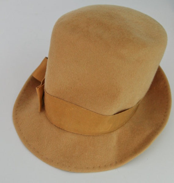 1960's Ritz Wool Cloche Hat with Grosgrain Ribbon Acc… - Gem