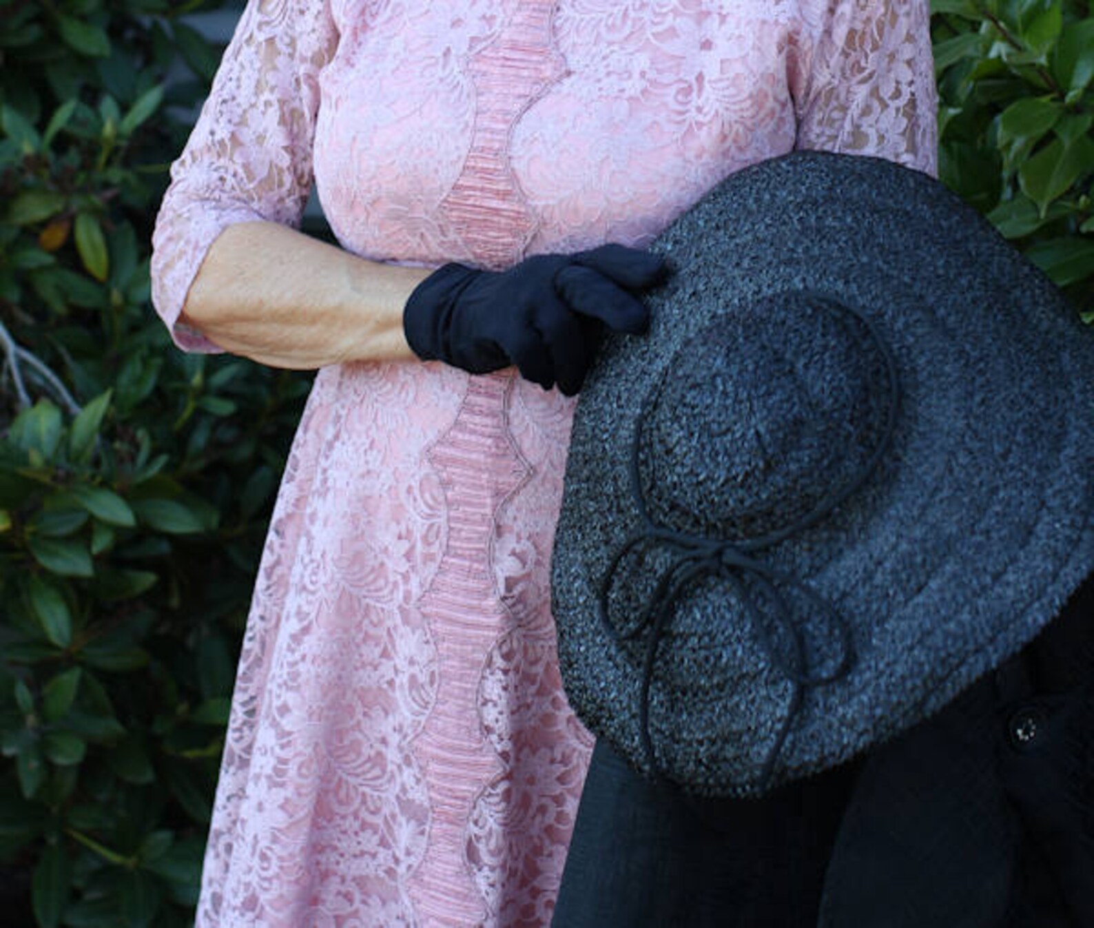 1940's Vintage Lace Cocktail Party Dress by Sensibly Young - Etsy