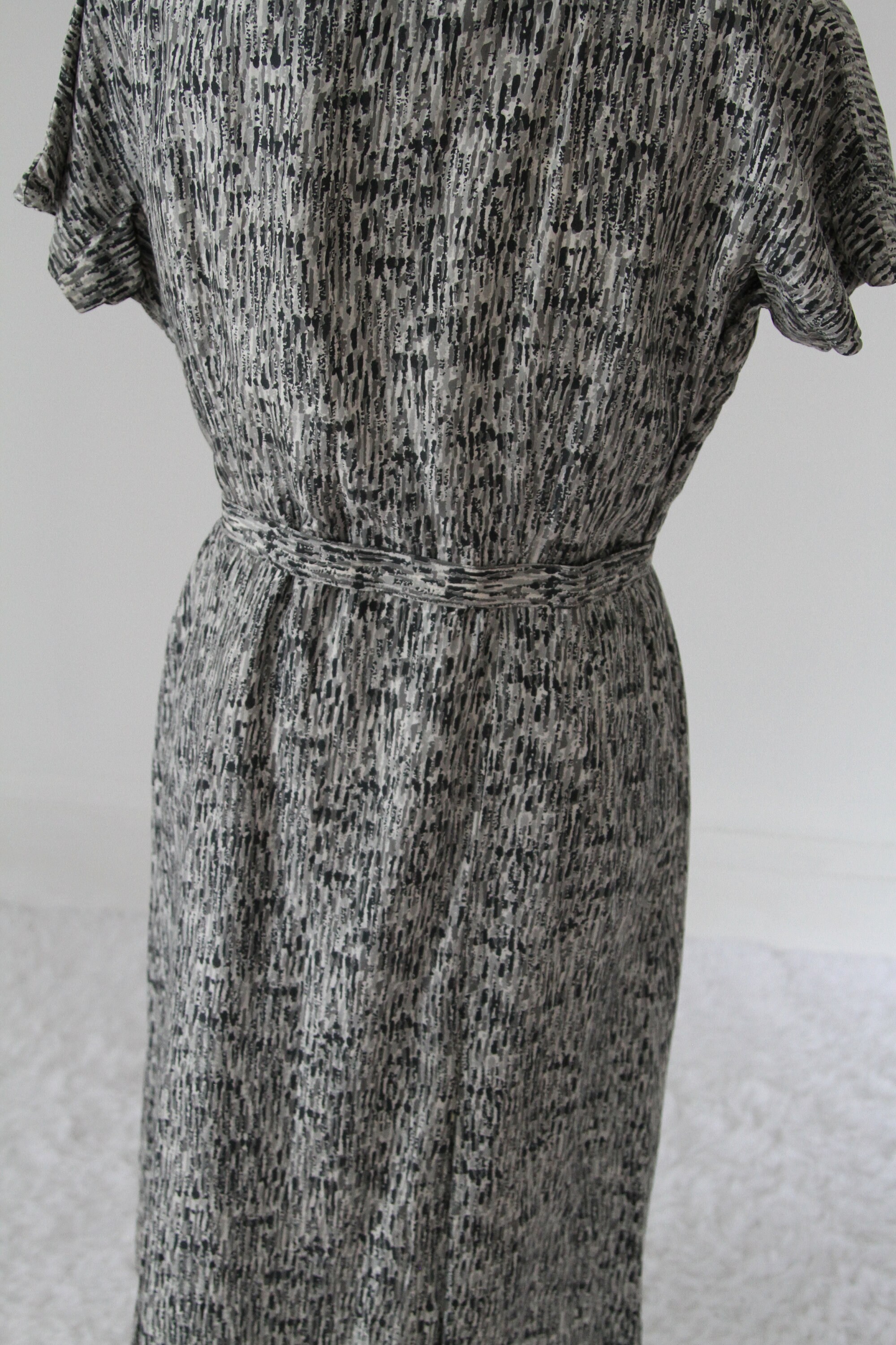 Vintage 1950' Modest Belted Secretary's Dress in Gray - Etsy