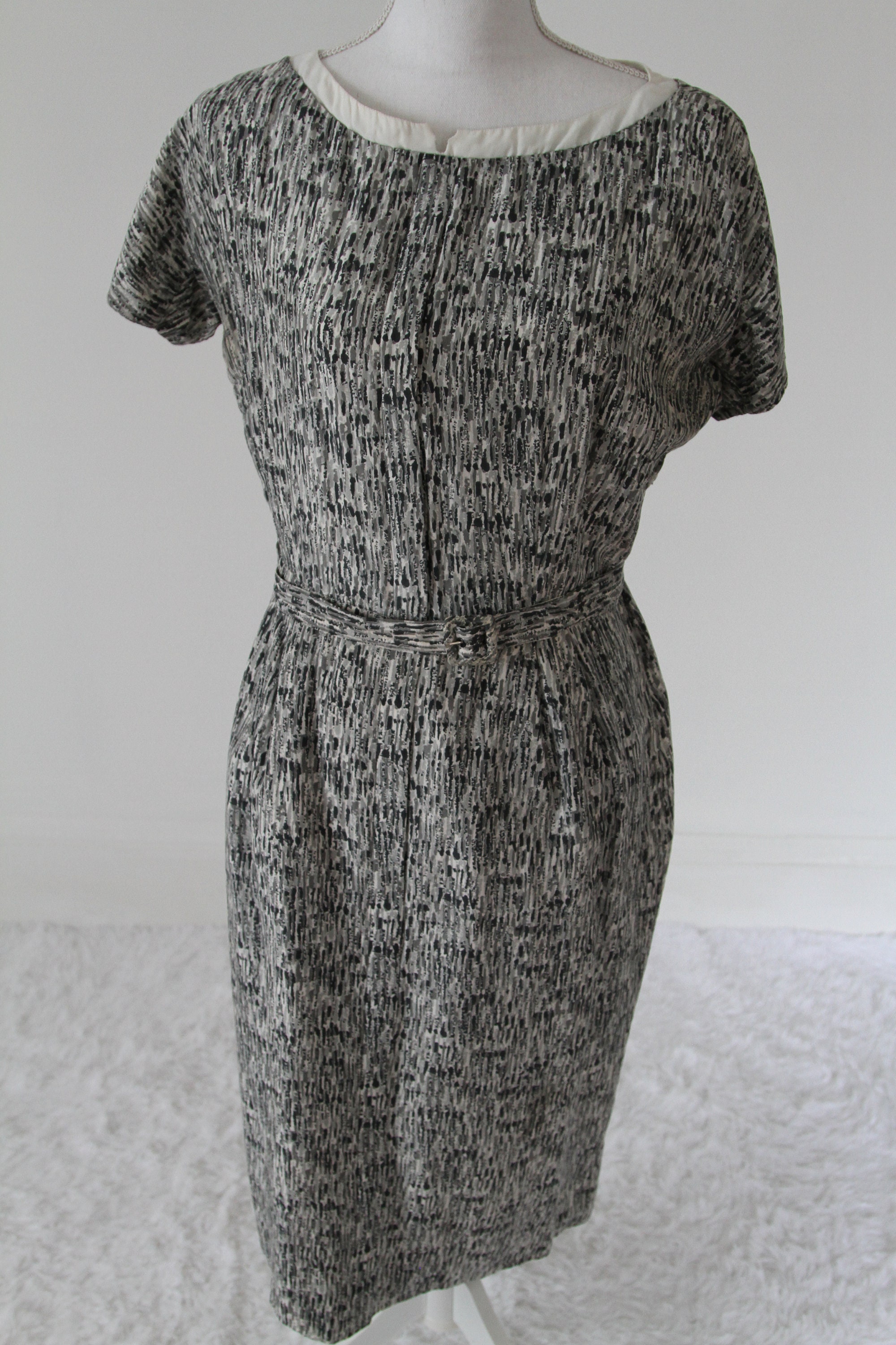 Vintage 1950' Modest Belted Secretary's Dress in Gray - Etsy