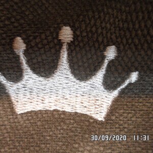 Small Simple Crown Embroidery Design - 4 Sizes - Instantly Download - Etsy