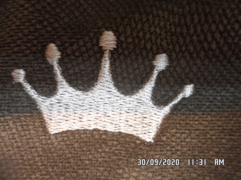 Small Simple Crown Embroidery Design 4 Sizes Instantly - Etsy