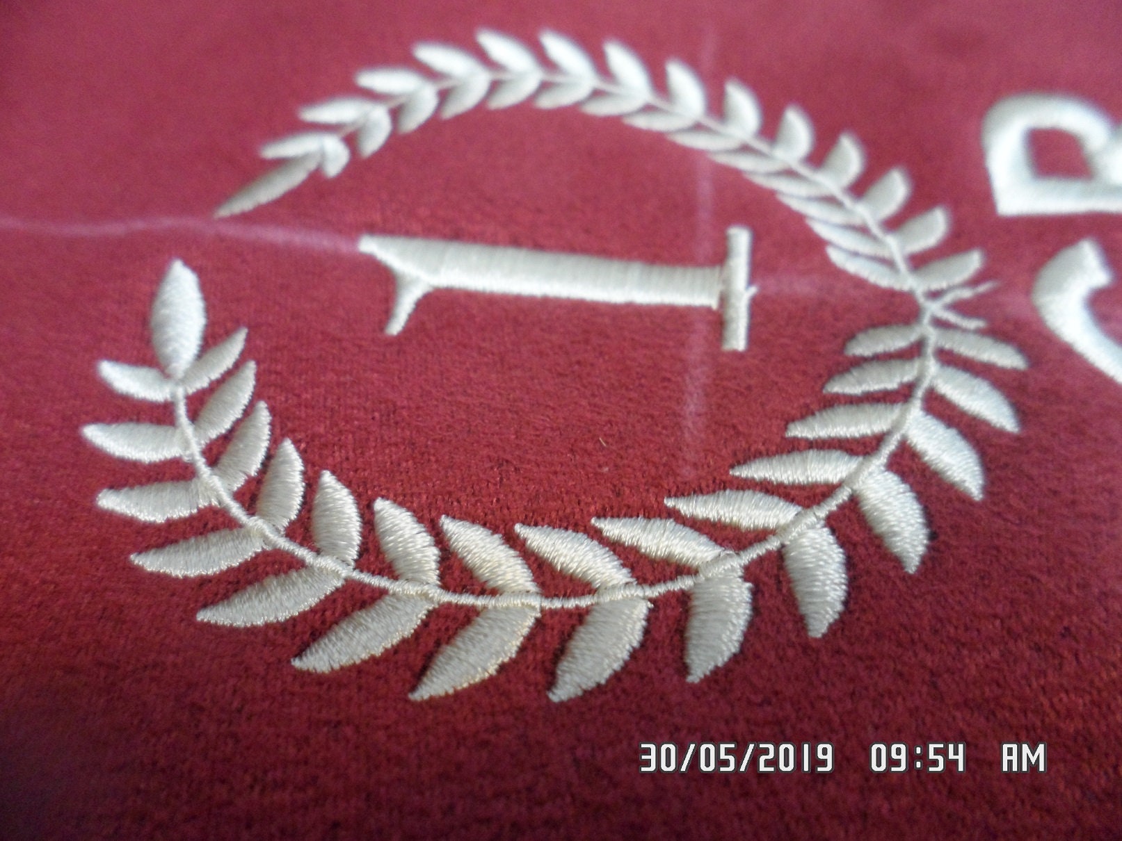 Gold Laurel wreath / laurel for monogram Machine Embroidery | Etsy