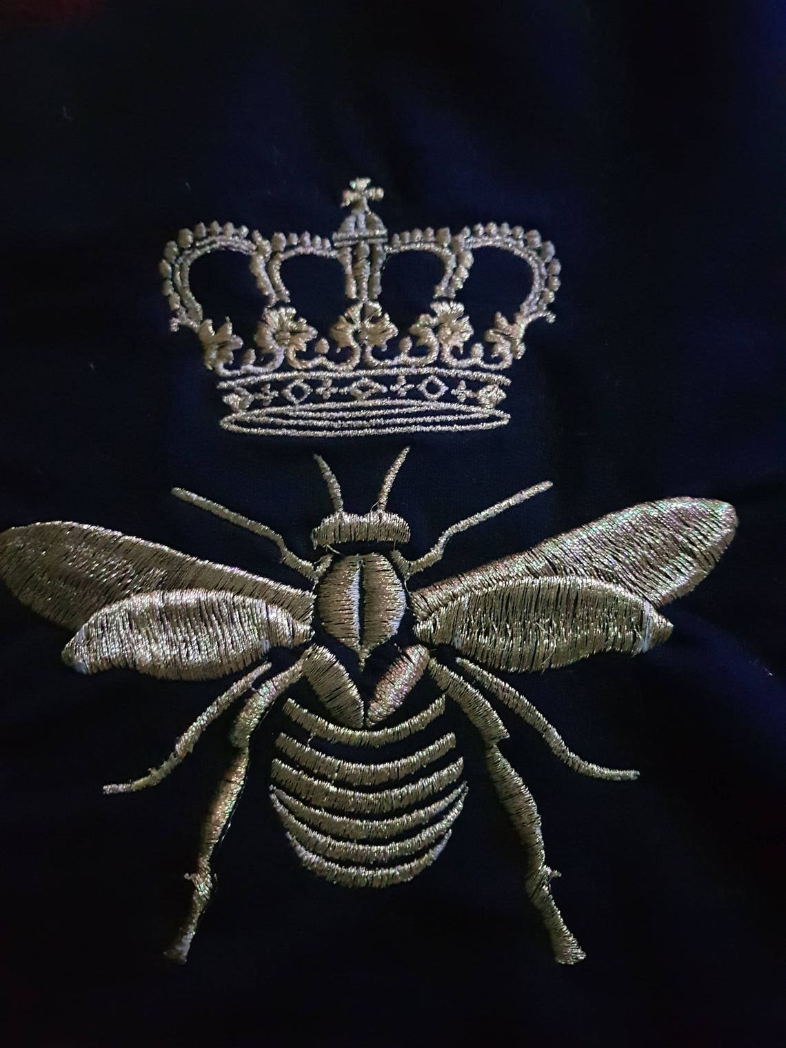 Royal Bee Machine Embroidery Design Instantly Download Tested - Etsy