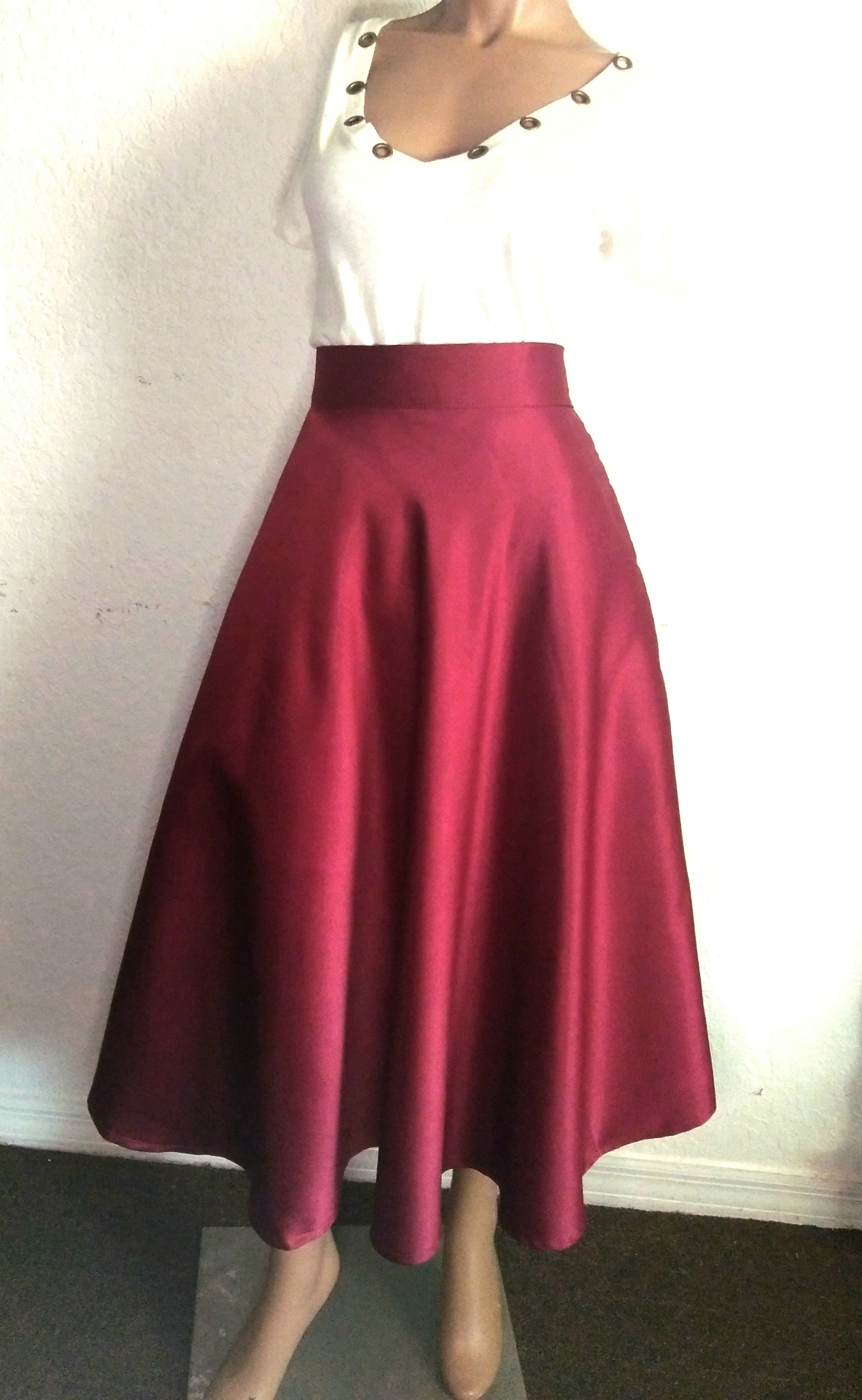 Maroon circle skirt store