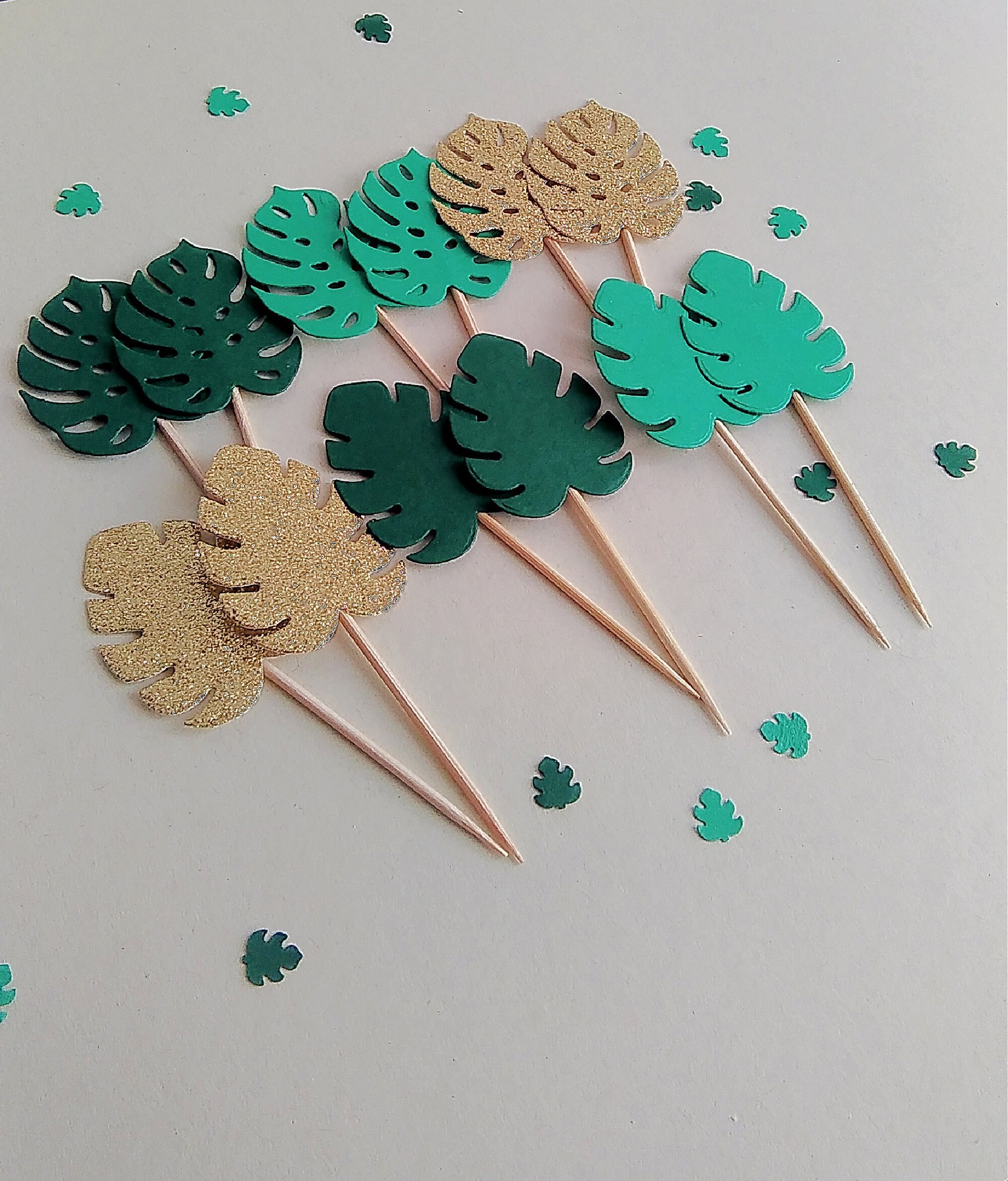 Jungle Leaf Cake Toppers Green and Gold Glitter, Jungle Theme Cupcake ...