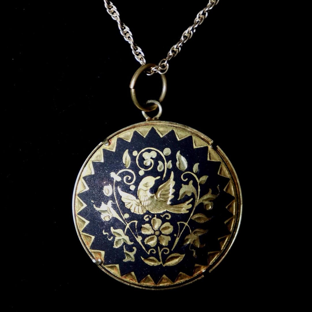 Vintage 1970s Gold Tone Spanish Damascene Choker Pendant Necklace With ...