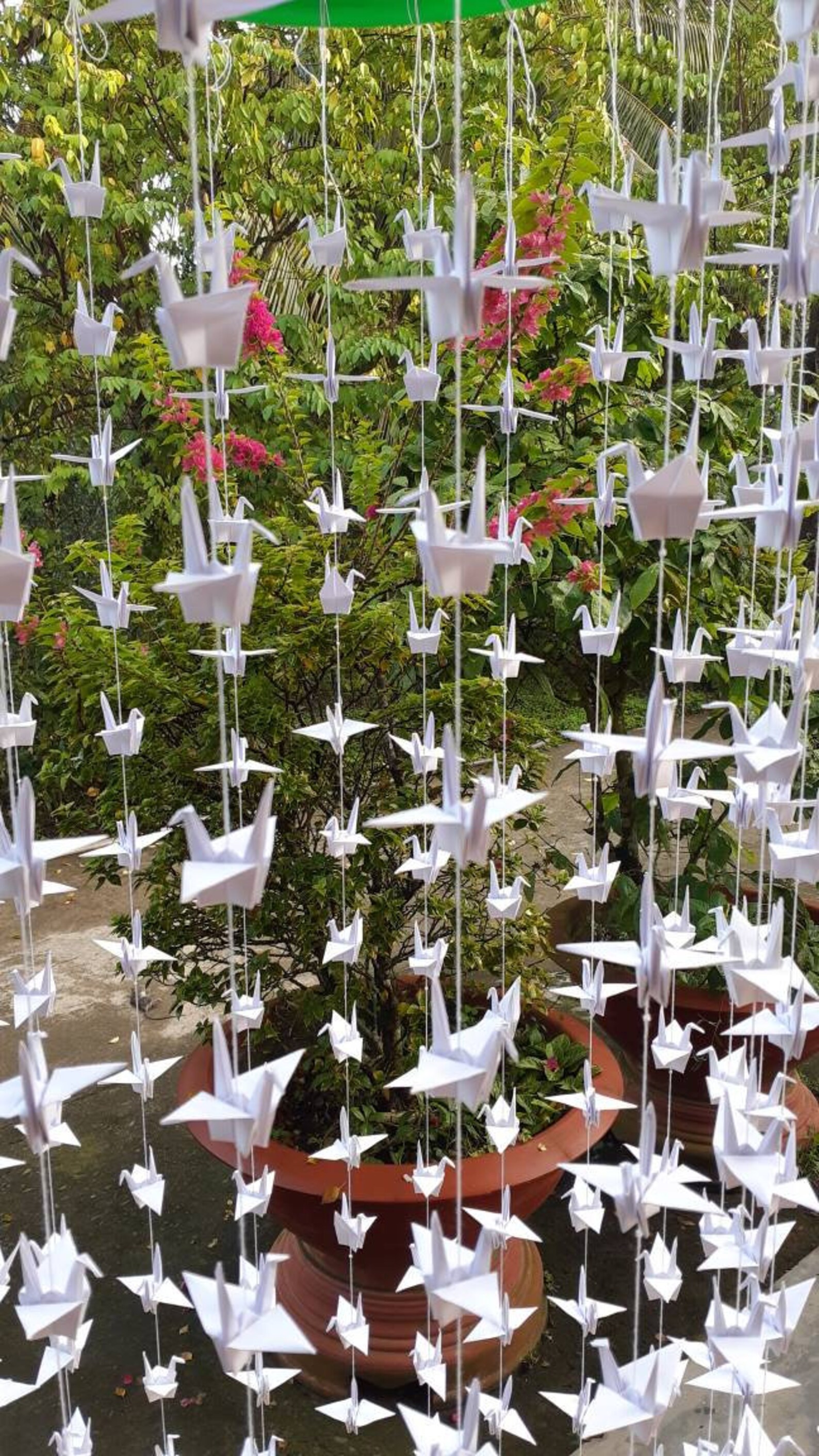 500 Paper Cranes Garland in White Color, 20 Strands of 25, 4" X 4 ...