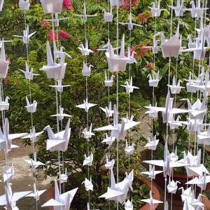 500 Paper Cranes Garland in White Color, 20 Strands of 25, 4" X 4 ...