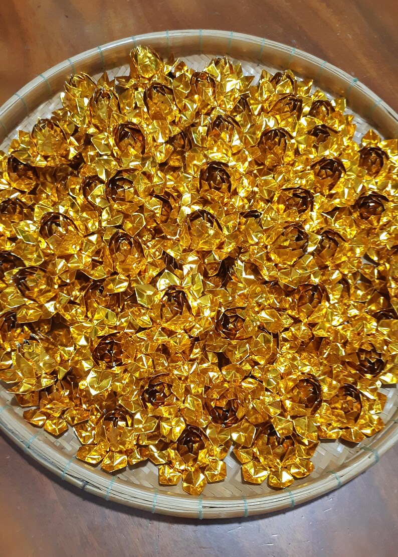 Paper Lotus Flower Garland, Golden Yellow Color, Foil Paper, Hanging ...