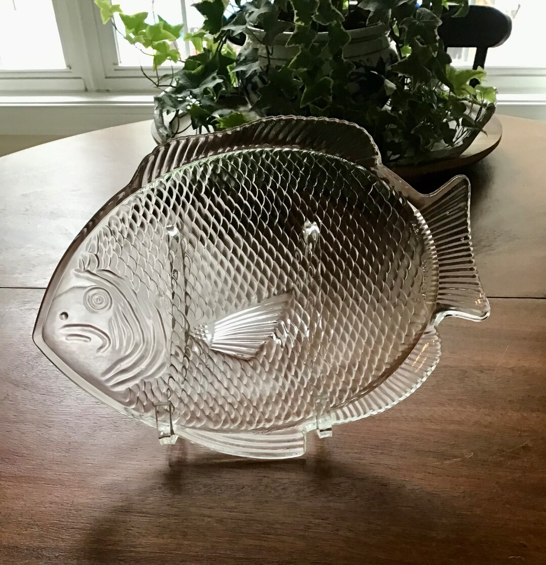 Vintage Glass Fish Plate/clear Mid Century Fun Serving Platter Plate - Etsy