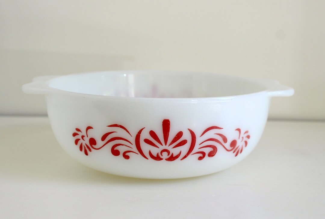 Vintage Pyrex, Easygrip Casserole Dish, JAJ Pyrex, Red Scroll, Pyrex ...