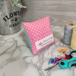 Pyramid Pincushion, Quilted, Triangle Pin Cushion, Patchwork, Bowl ...