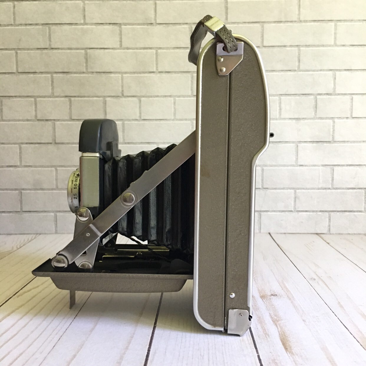 Vintage Polaroid Highlander Model 80A Land Camera Bellows With Case and ...