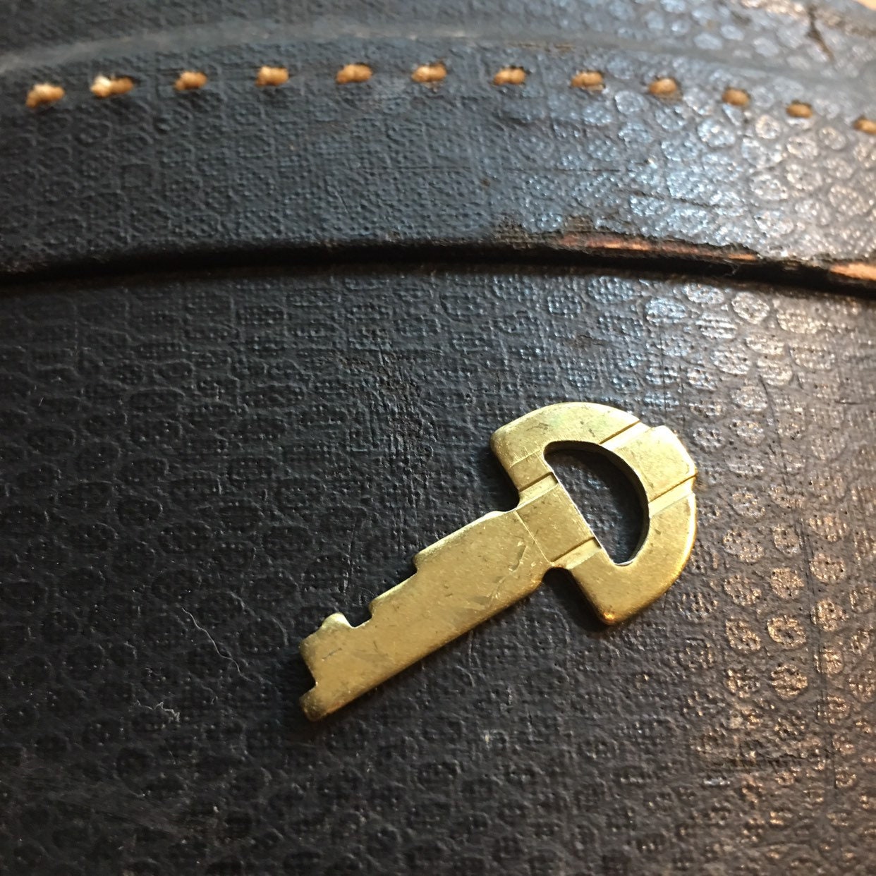 Vintage 1958 Lifton Violin Case With Key Emerald Green Crushed Velvet ...