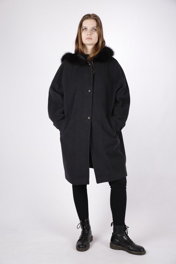 1970s Vintage Dark Grey Wool Fluffy Hooded Greatcoat … - Gem