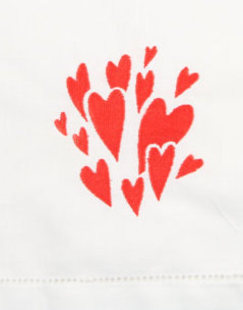 Bursting Hearts Machine Embroidery Design SMALL heart | Etsy