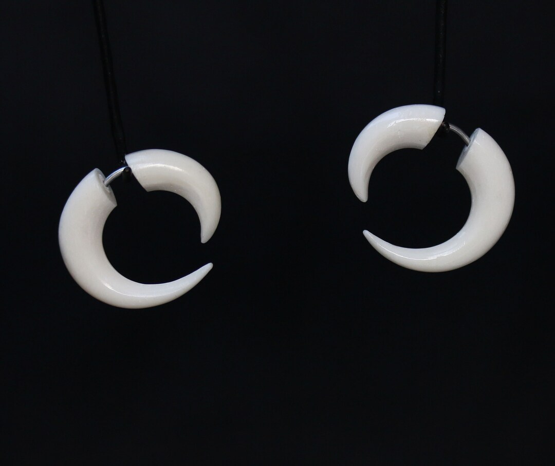 Small Hook, Split Gauges, Fake Gauges. Cow Bone Hand Carved With 316 L ...