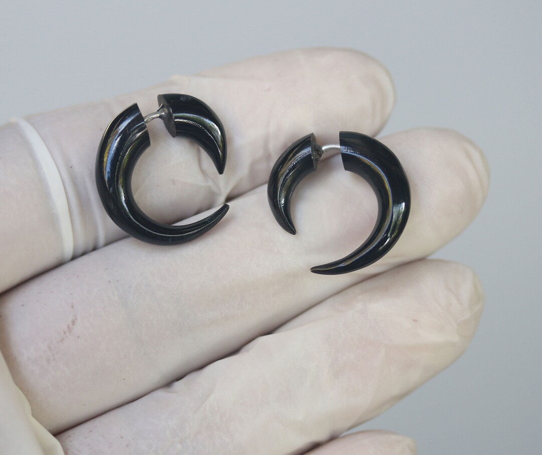 X Small Simple Hook Fake Gauges, Hand Made Cow Horn , With 316 L ...