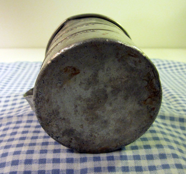 Vintage Tin Measuring Cup 1920s or Earlier - Etsy