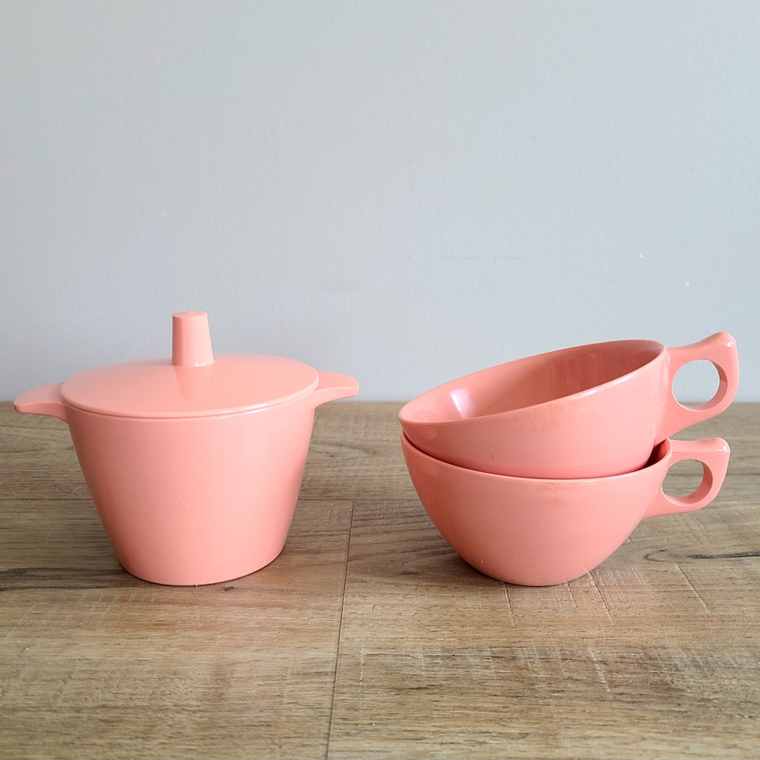Vintage 60s-70s Plastic Melamine Tea Set. 2 Cups and Sugar Bowl Coral ...