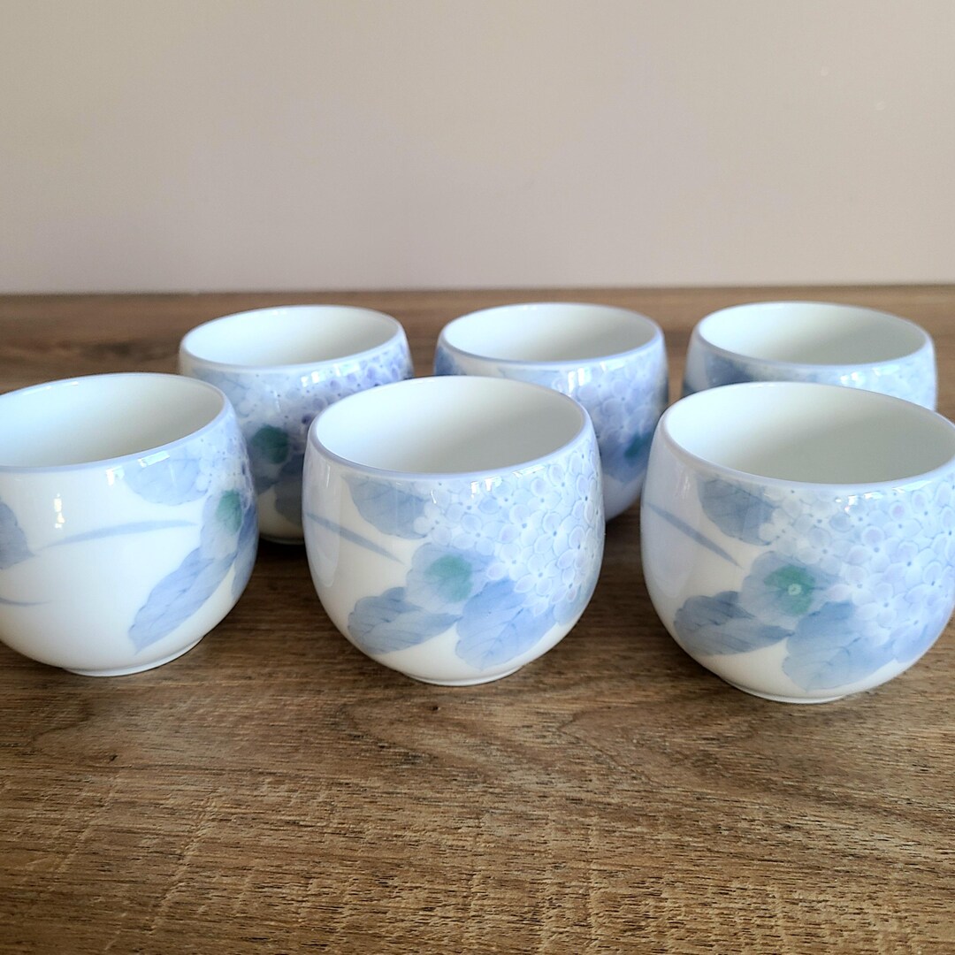 Vintage Set of 6 Porcelain Japanese Tea Cups With Blue Floral Design ...