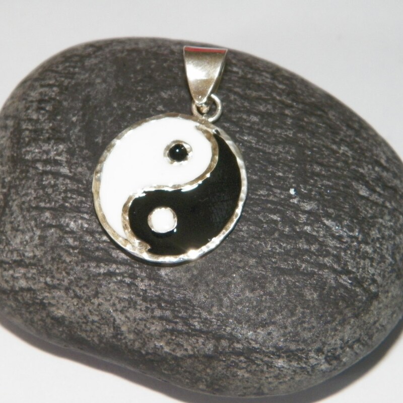 Ying Yang Pendant - Etsy
