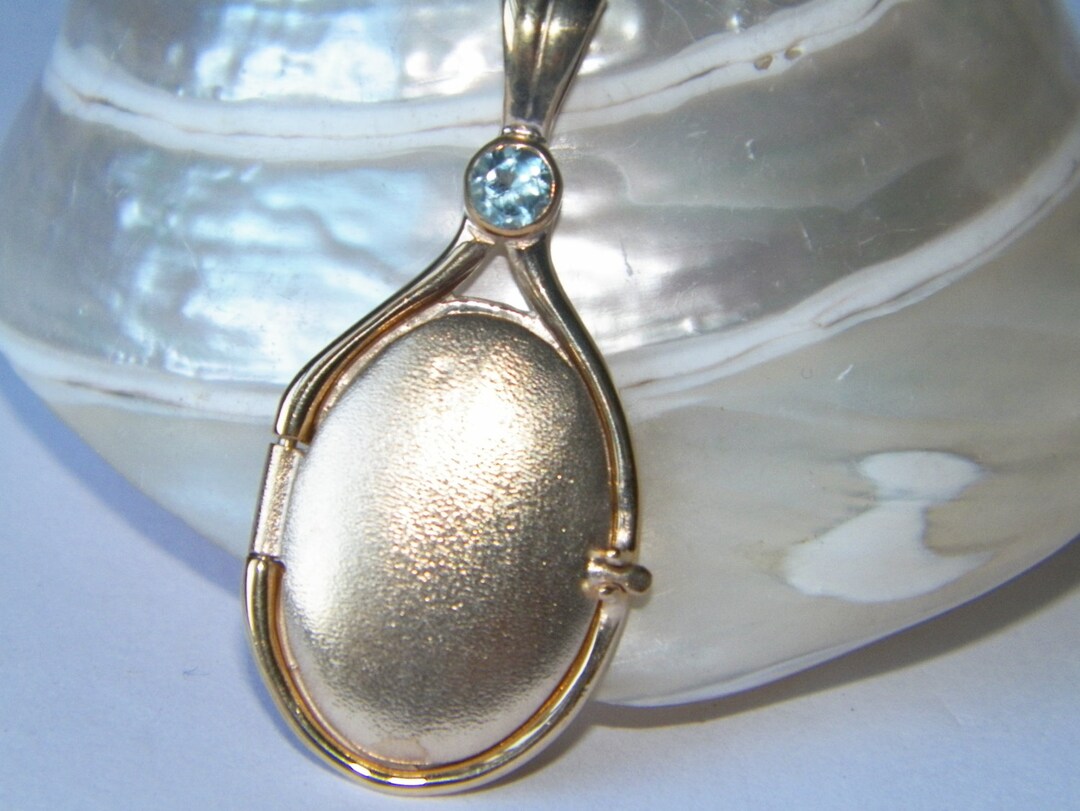 Handcrafted SOLID 925 Sterling Silver 4 Mm Blue Topaz Locket H2O Just ...