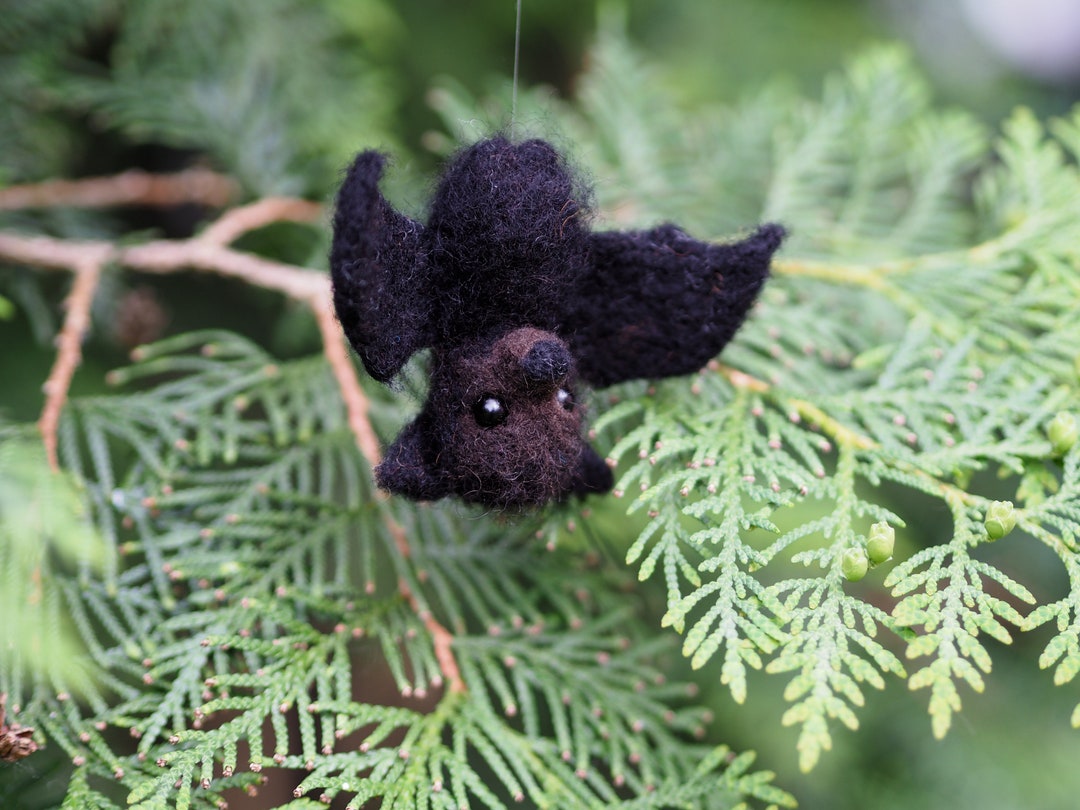 Needle Felted Miniature Realistic Bat, Cute Baby Bat, Bat Gifts, Gothic ...