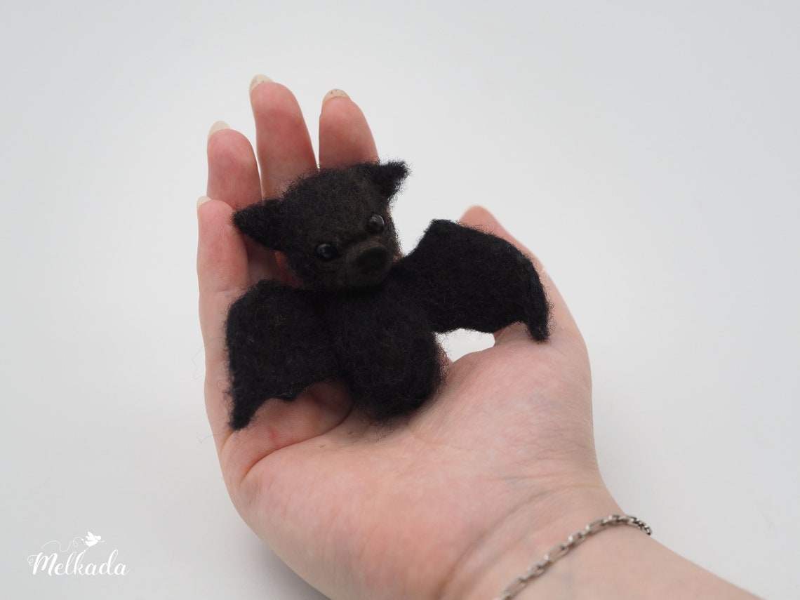 Needle Felted Miniature Realistic Bat, Cute Baby Bat, Bat Gifts, Gothic ...