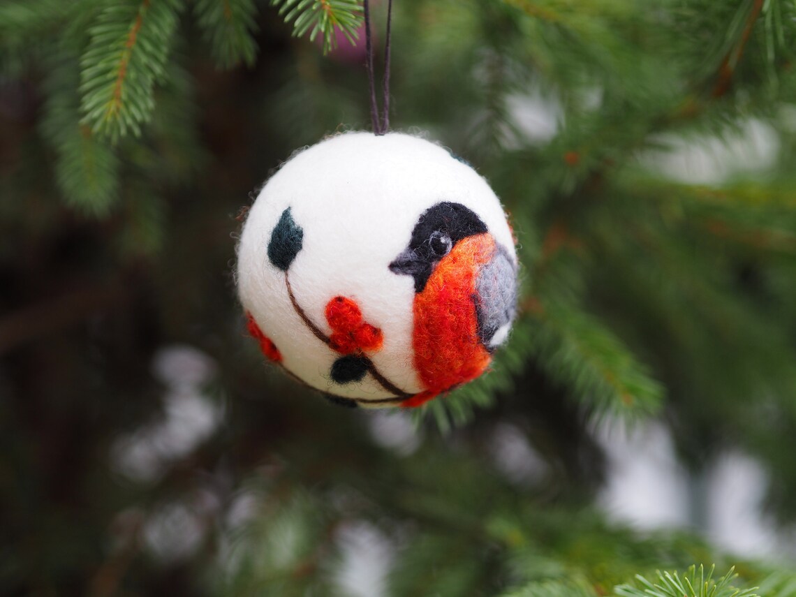 Christmas Ball With Bird Motif Felted Christmas Bird - Etsy