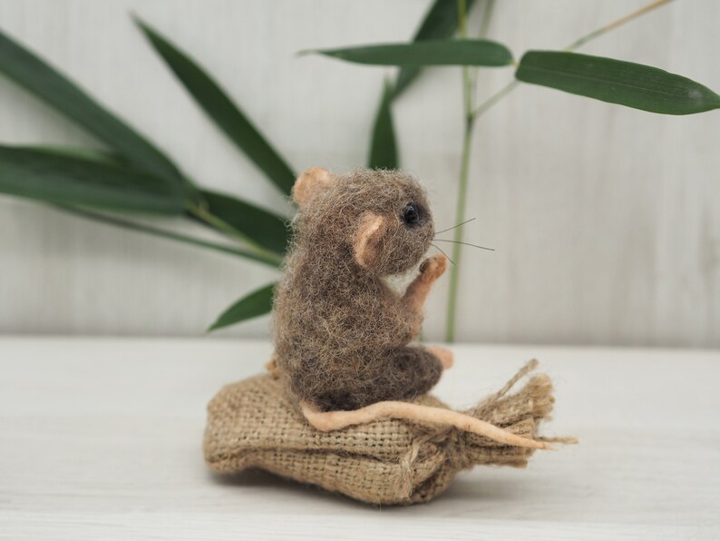 Needle Felted Handmade Mouse Figurine Farmhouse Decoration - Etsy