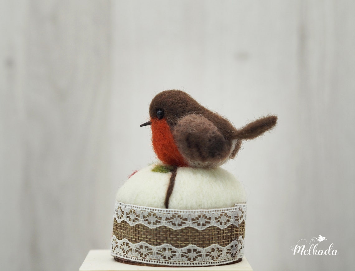 Robin Pincushion Felt Robin Bird Pincushion Bird Art Bird - Etsy