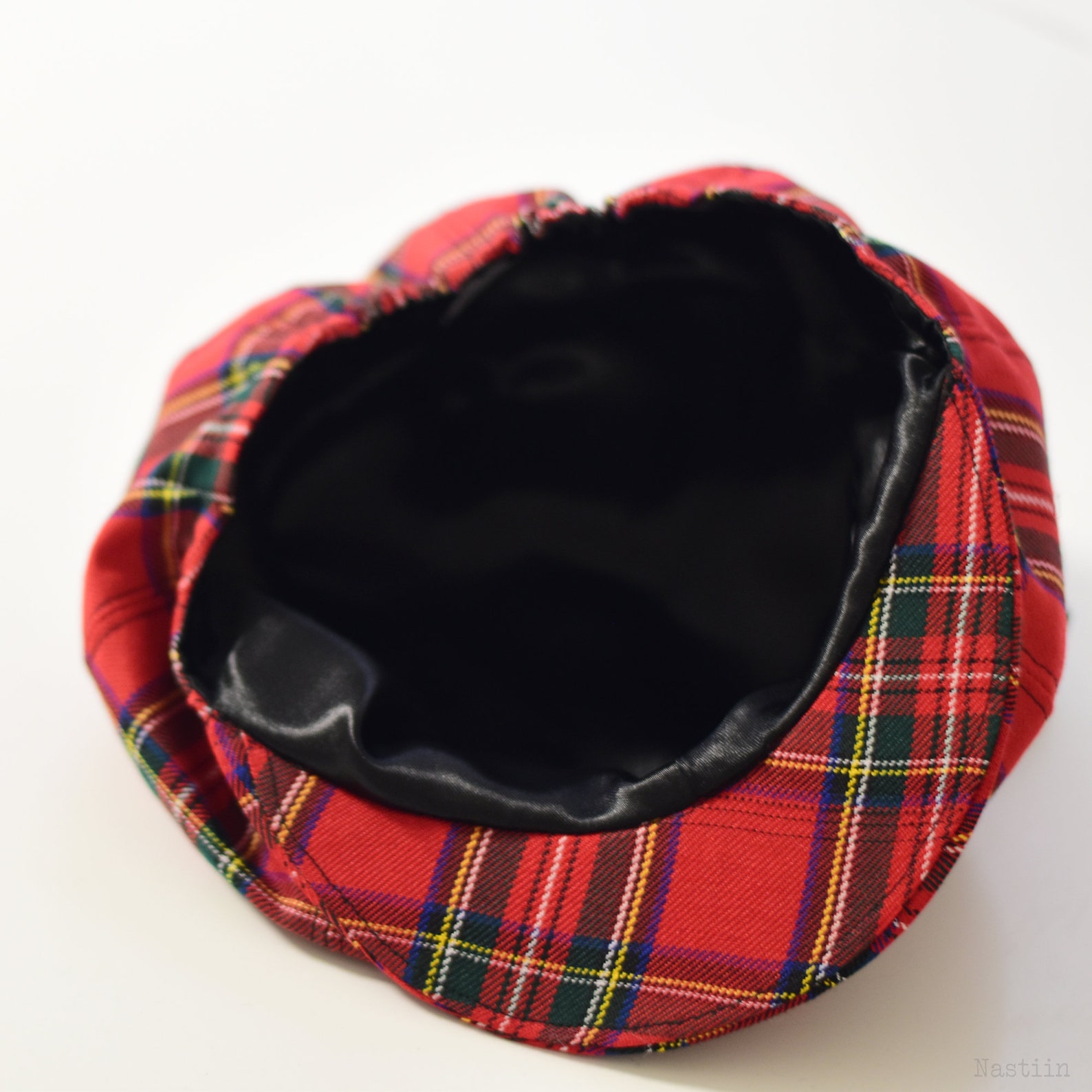 Unisex newsboy hat in red and green tartan red Christmas hat | Etsy