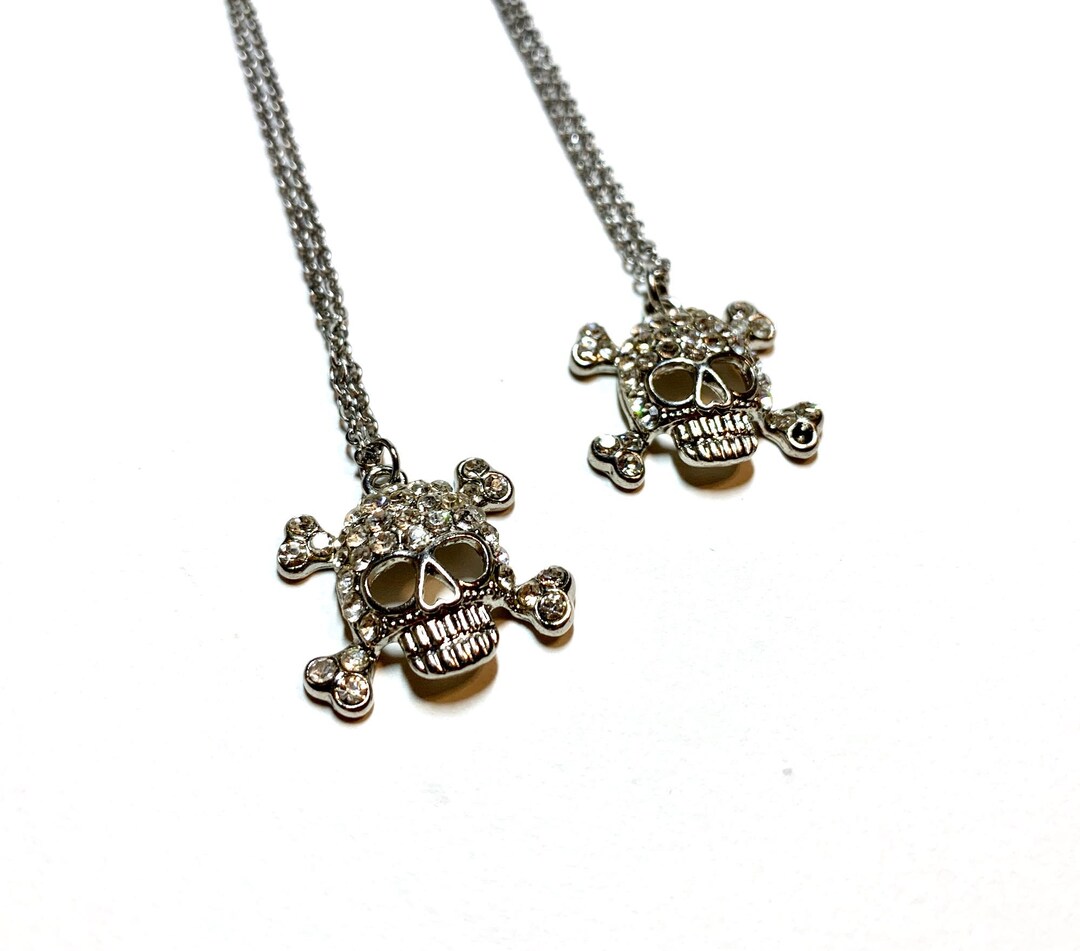 Skull and Crossbones Necklace-skull Charm Pendant - Etsy