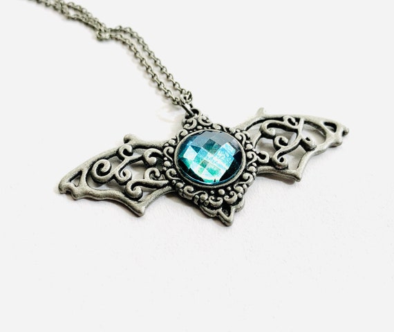 Filigree Bat Necklace-vampire-pastel Goth-fairycore-egl - Etsy