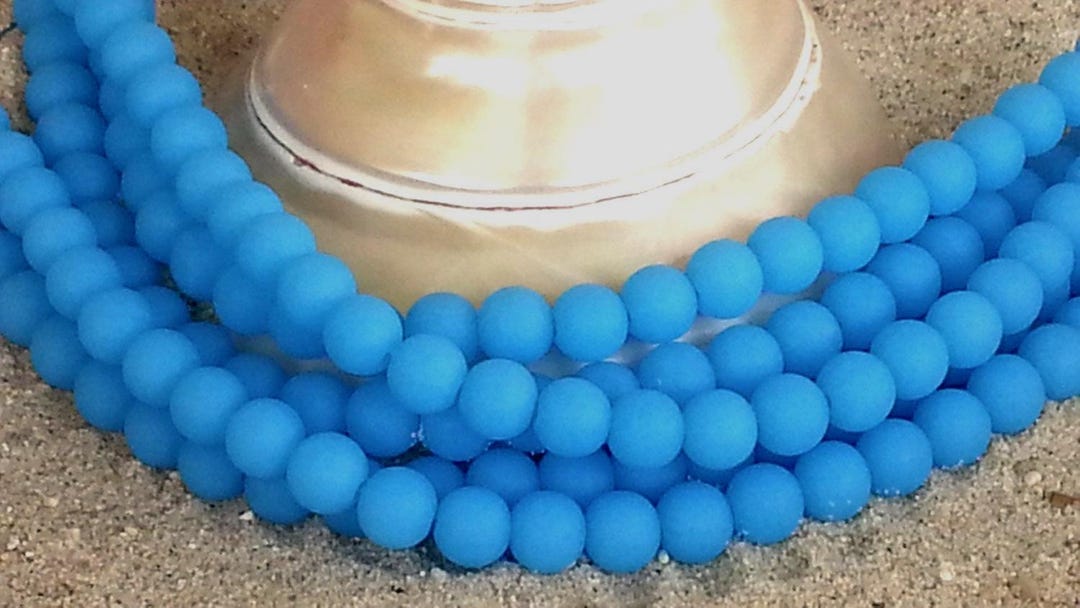 1 Strand of 8mm Round Center Drilled Turquoise Opaque Blue Opal ...