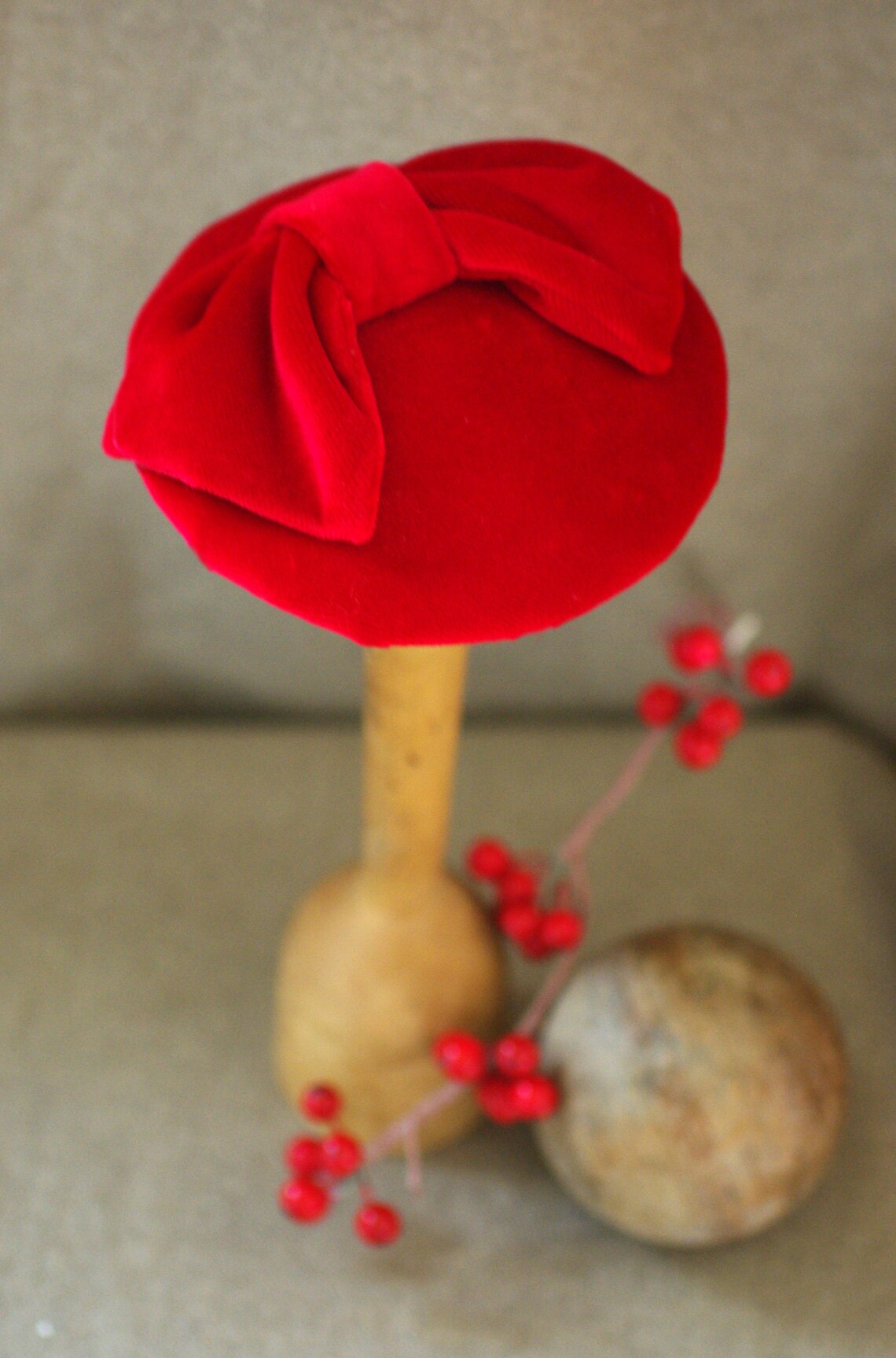 Headpiece Velvet Red Poppy Bow Ascot Fascinator Pillbox Wedding ...