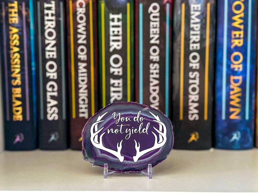 You Do Not Yield Throne of Glass Inspired Decor Motivational Quote ...