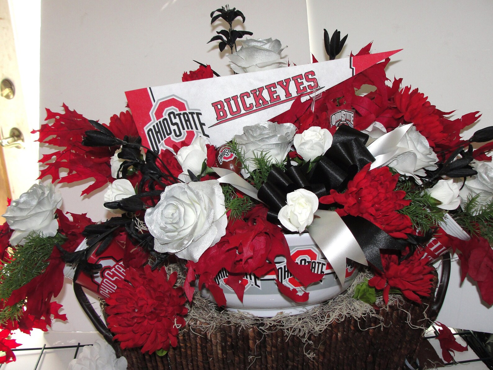 College Football Custom Colors Welcome OSU Colors Ohio State Basket ...
