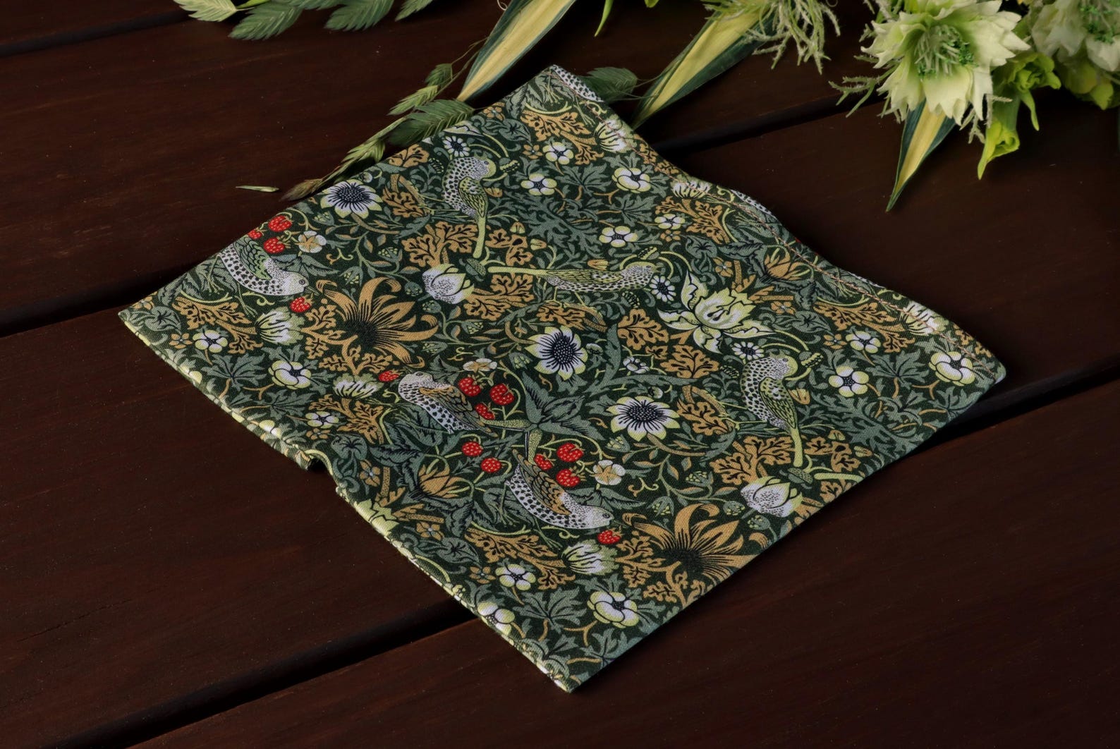 Bow Tie Olive Floral - Strawberry Thief Bird Bow-tie Flower Garden ...