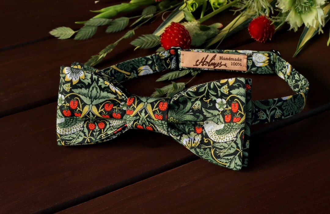 Bow Tie Dark Green Floral - Strawberry Thief Bird Bow-tie Flower Garden ...