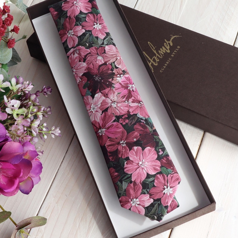 Berry Necktie - Etsy