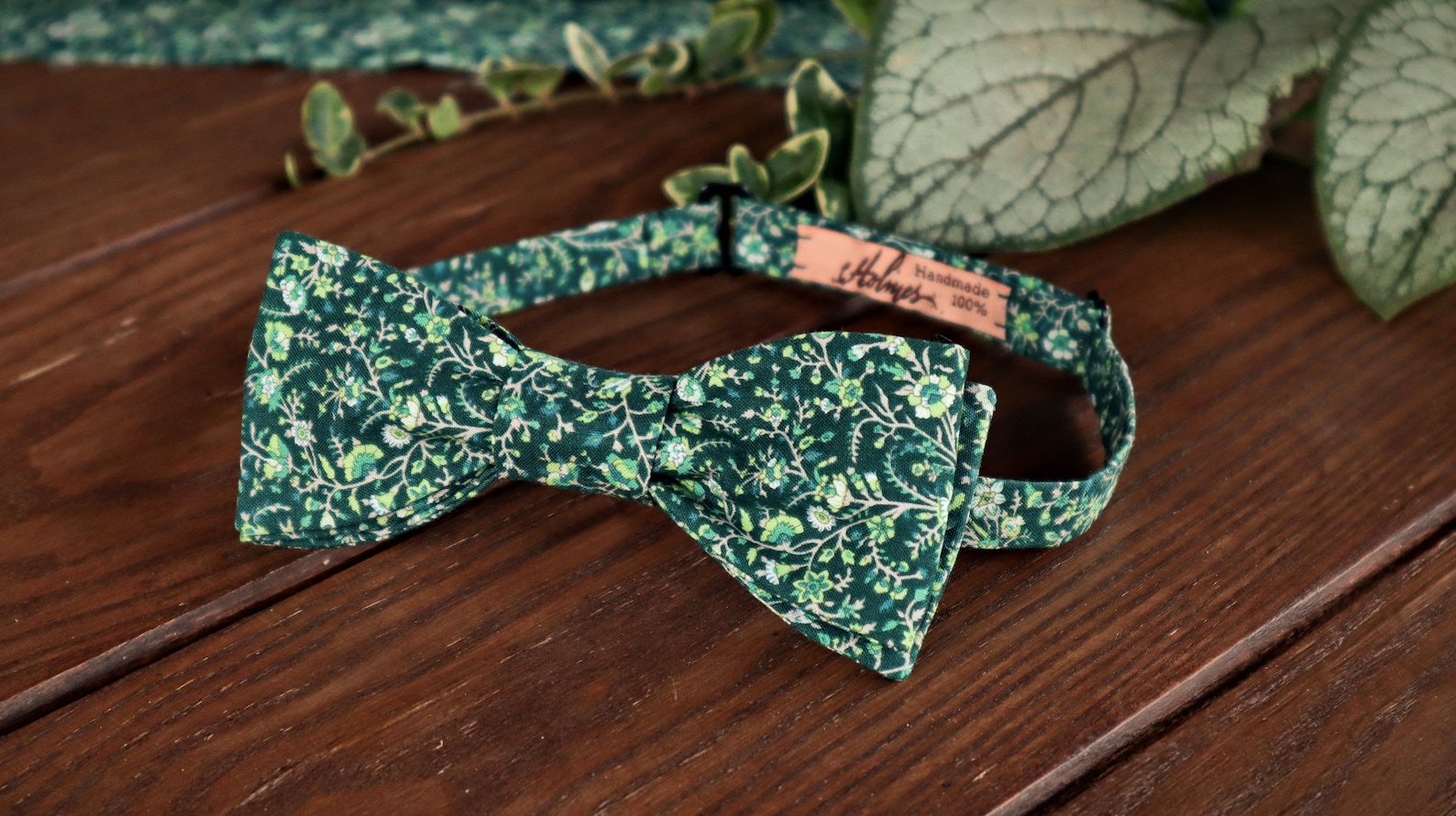 Emerald Green Floral Necktie Wedding Wildflowers Tie Floral Skinny Tie ...